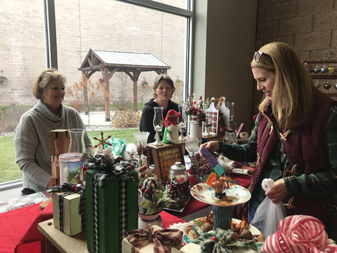 Wishing for Christmas craft show draws hundreds | News, Sports, Jobs ...
